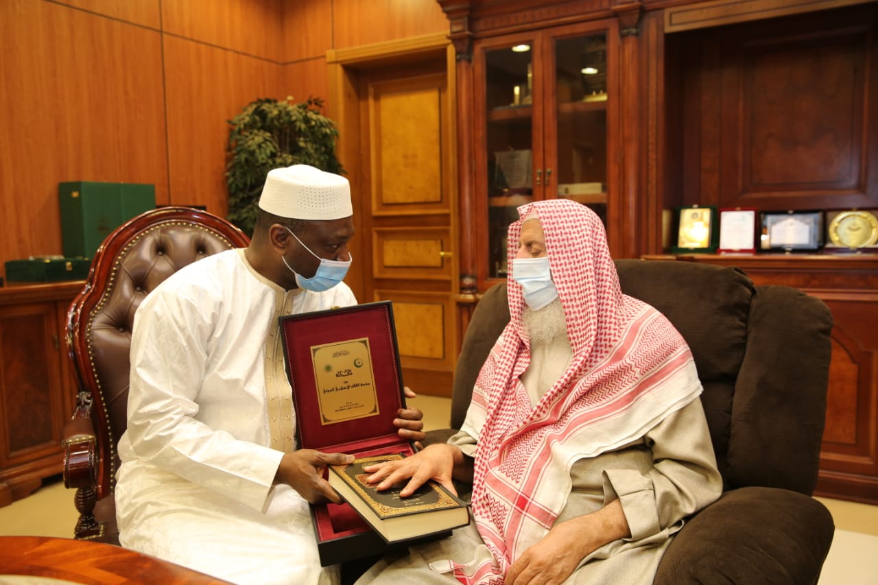 The Grand Mufti of the Kingdom of Saudi Arabia receives the Secretary ...