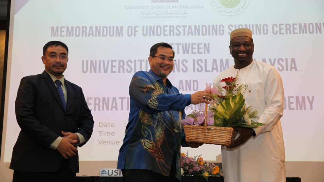 IIFA and the University of Islamic Sciences Malaysia Sign a Memorandum ...